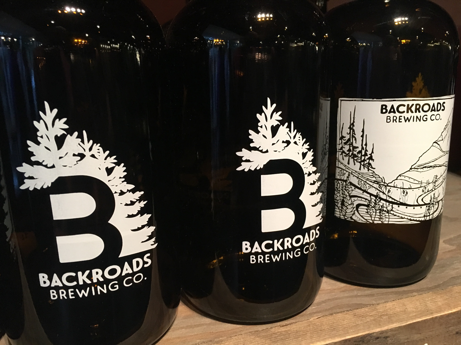 BACKROADS BREWING COMPANY - Kootenay Rockies Imagebank