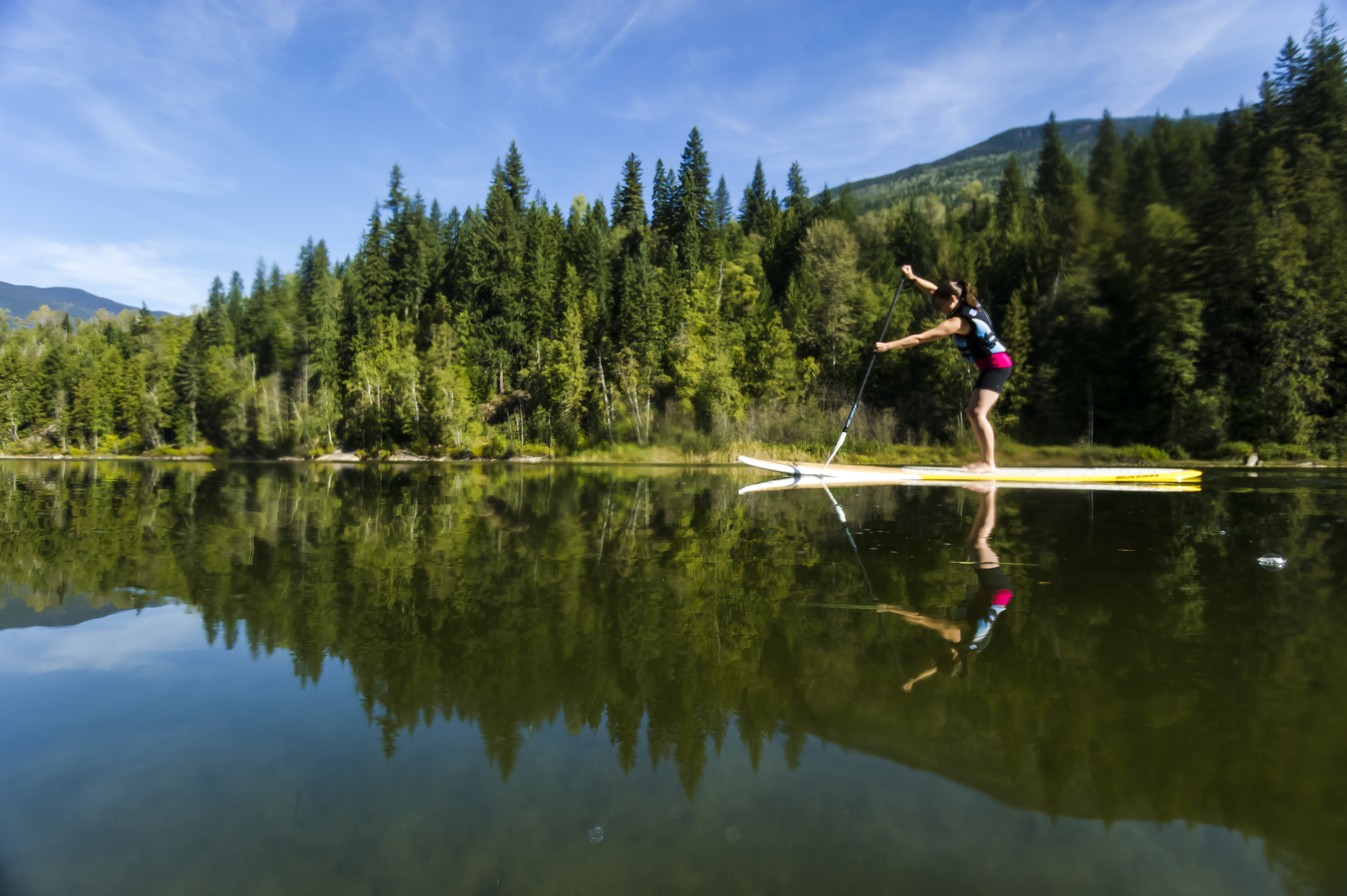 LAKE REVELSTOKE - Kootenay Rockies Imagebank
